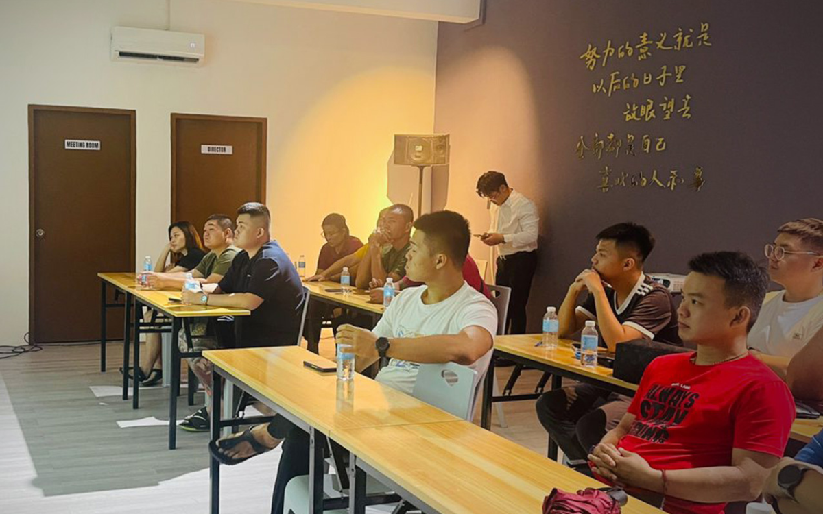 VERICH : FINANCIAL TRAINING & INVESTMENT